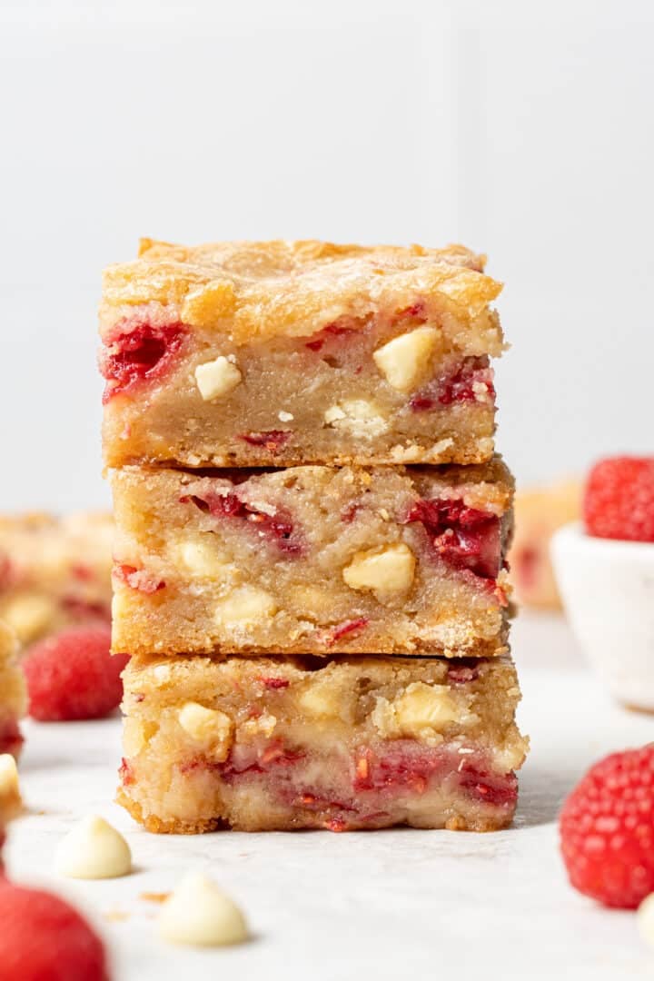 White Chocolate and Raspberry Blondies - Cookie Dough Diaries