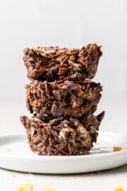 Chocolate Cornflakes Cakes (10 Minutes!) - Cookie Dough Diaries