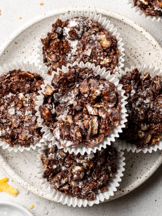 Chocolate Cornflakes Cakes (10 Minutes!) - Cookie Dough Diaries