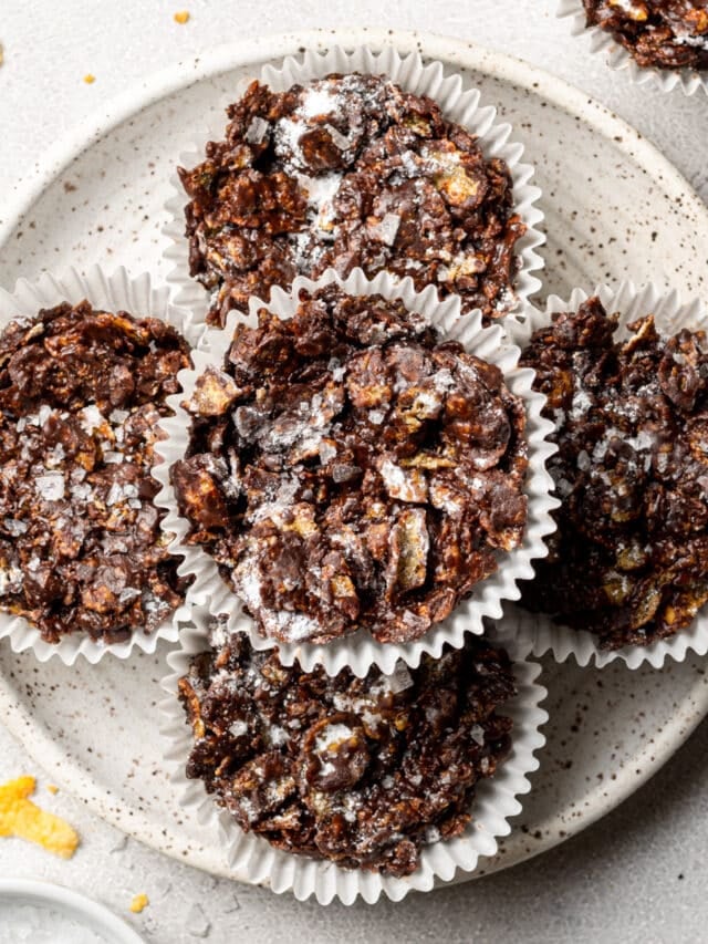 Chocolate Cornflakes Cakes (10 Minutes!) - Cookie Dough Diaries