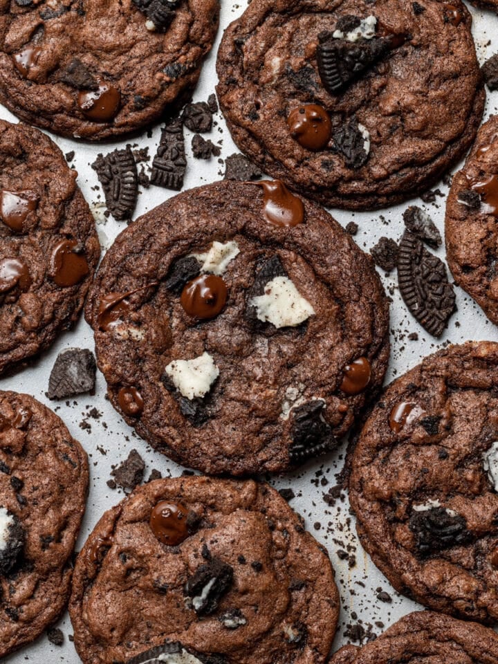 Dark Chocolate Chocolate Chip Cookies - Cookie Dough Diaries