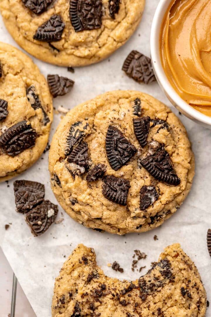 Peanut Butter Oreo Cookies - Cookie Dough Diaries