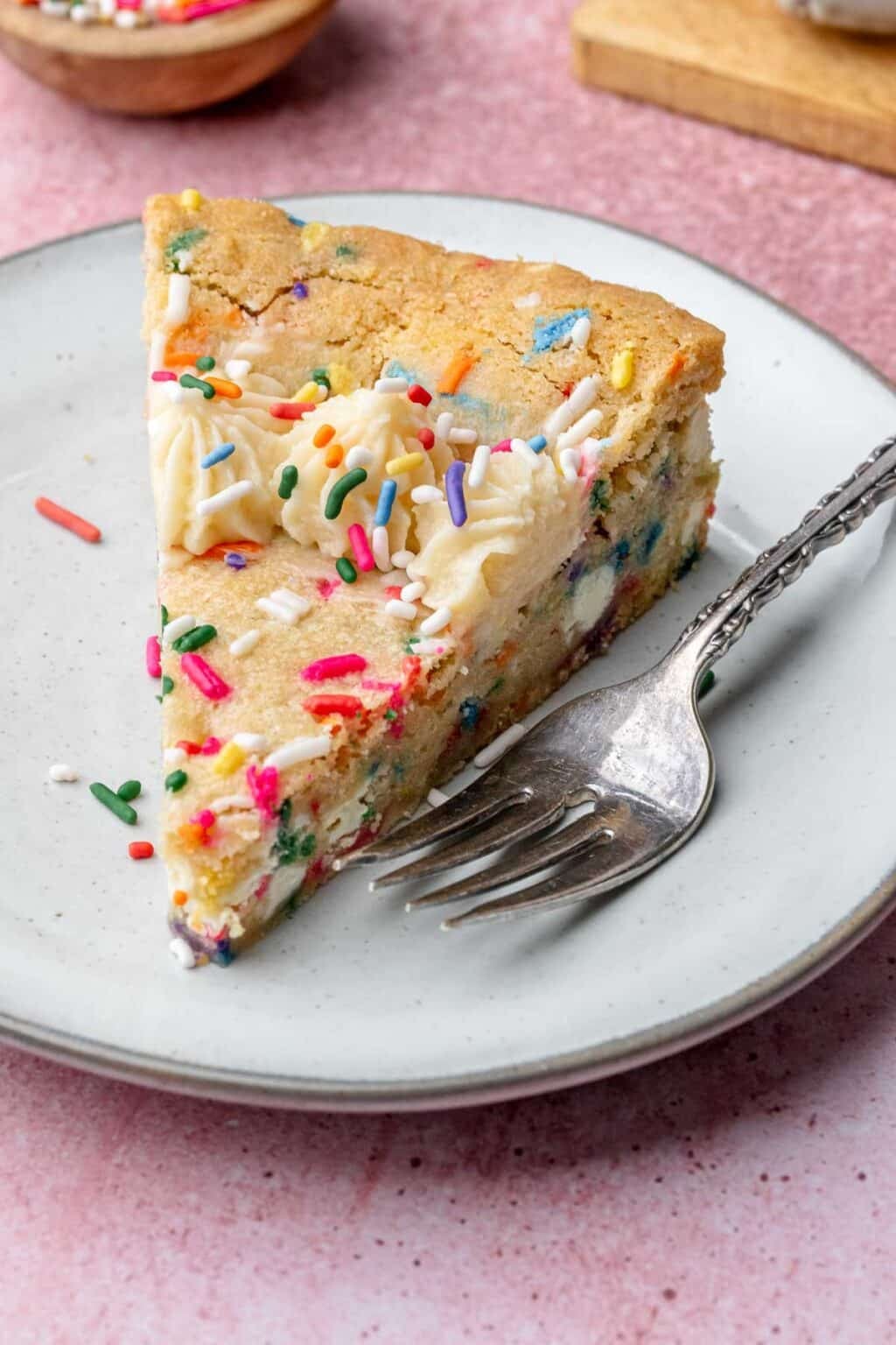 Funfetti Cookie Cake - Cookie Dough Diaries