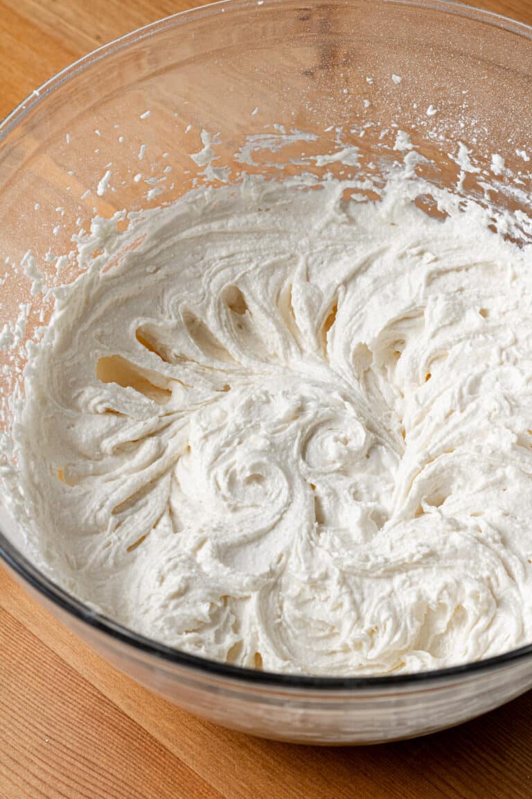 Dairy Free Buttercream Frosting - Cookie Dough Diaries